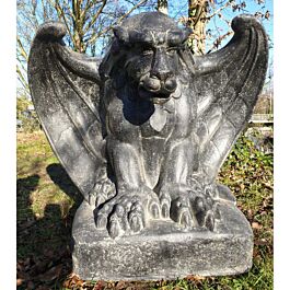 Fearsome Gargoyle-Statue